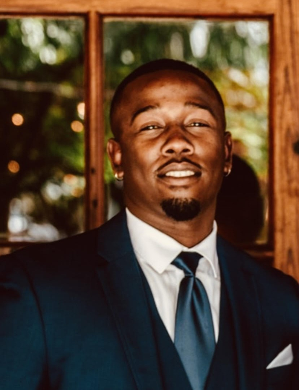 Your trusted real estate expert. Whether buying or selling, let's make ...